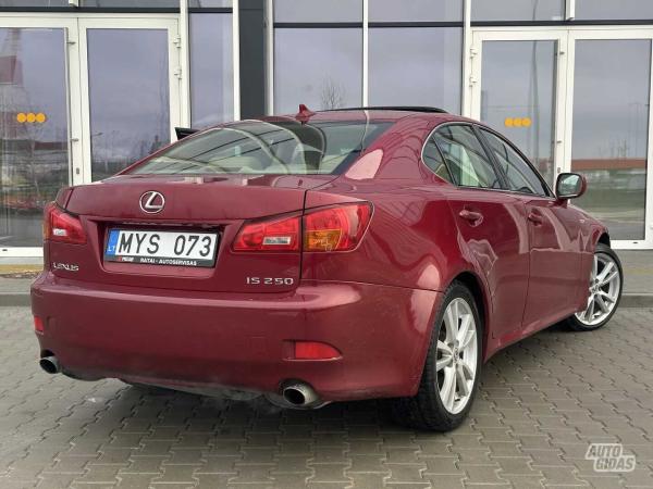 Sarkans Lexus IS 2010 Viļņa, ar dzinēja tilpumu 2.50 L un nobraukumu 108 tūkst. km par 4900 €, foto 6 vietnē AUTOMOTO.COM.LV