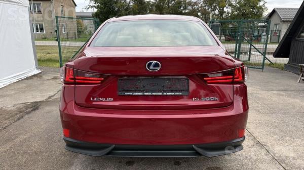Red Lexus IS 2015 in Liepaja, with an engine capacity of 2.50 L and mileage of 157 thousand km for 13999 €, photo 7 on AUTOMOTO.COM.LV