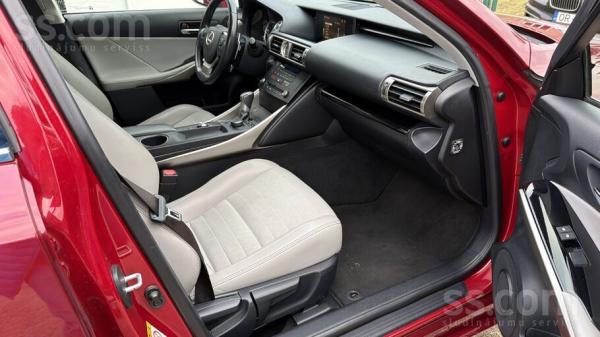Red Lexus IS 2015 in Liepaja, with an engine capacity of 2.50 L and mileage of 157 thousand km for 13999 €, photo 11 on AUTOMOTO.COM.LV