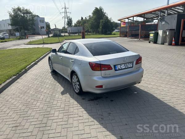 Lexus IS 2006 Rīga, ar dzinēja tilpumu 2.20 L un nobraukumu 420 tūkst. km par 2350 €, foto 2 vietnē AUTOMOTO.COM.LV