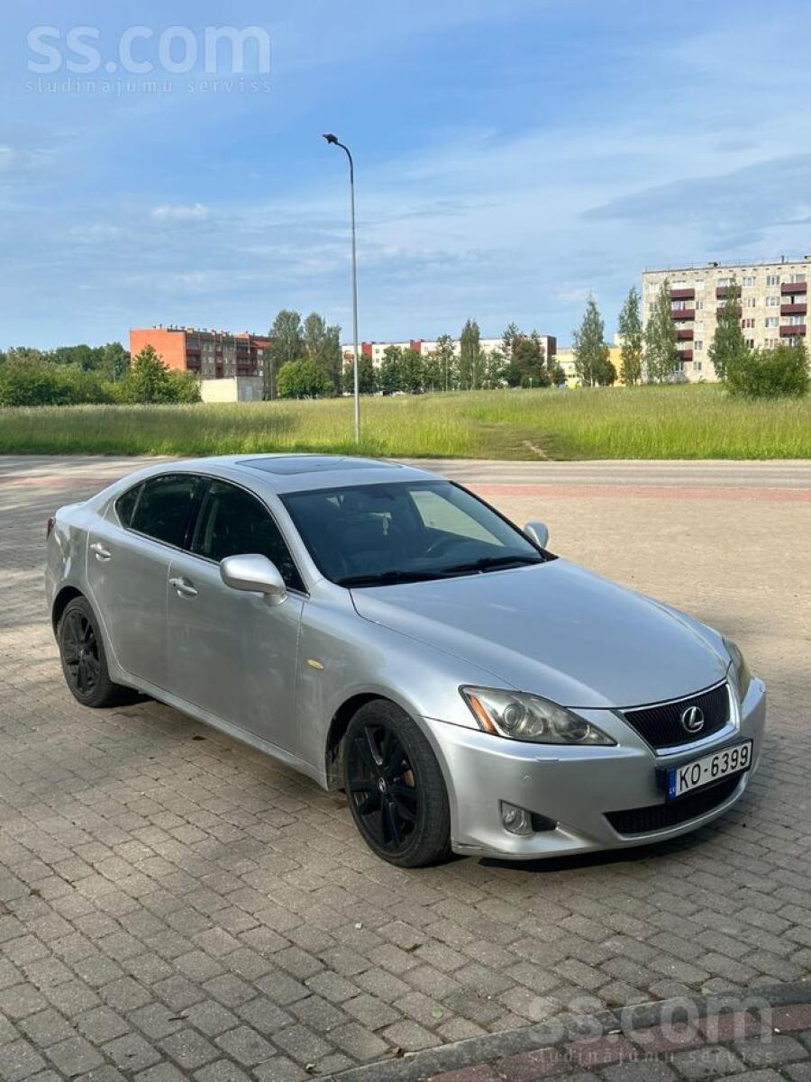 Lexus IS 2006 in Gulbene, with an engine capacity of 2.20 L and mileage of 331 thousand km for 2950 €, photo 1 on AUTOMOTO.COM.LV
