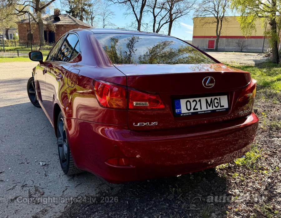 Lexus IS 2006 Tallina, ar dzinēja tilpumu 2.20 L un nobraukumu 225 tūkst. km par 3999 €, foto 5 vietnē AUTOMOTO.COM.LV
