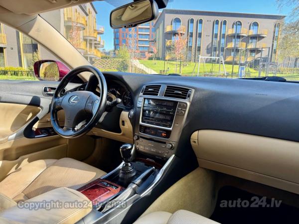 Lexus IS 2006 Tallina, ar dzinēja tilpumu 2.20 L un nobraukumu 225 tūkst. km par 3999 €, foto 9 vietnē AUTOMOTO.COM.LV