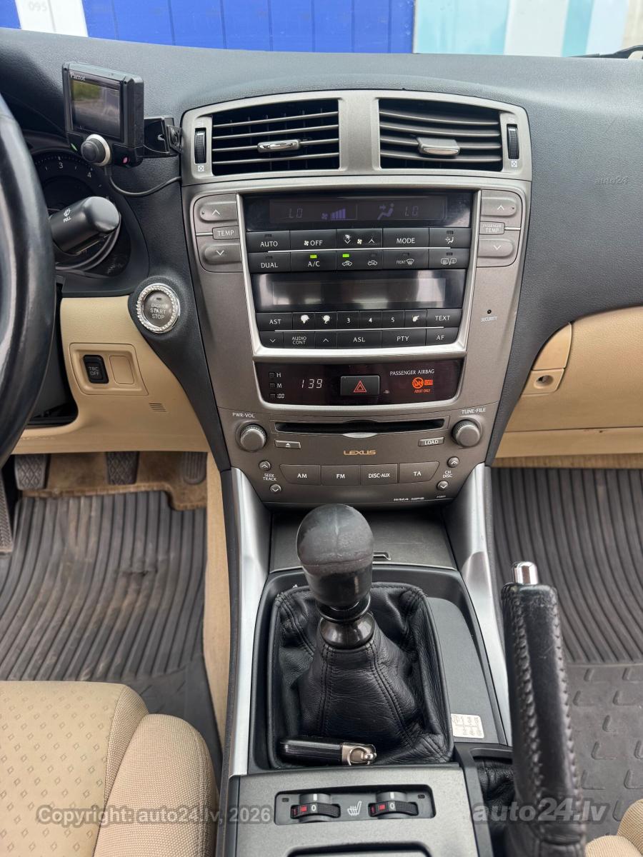 Lexus IS 2006 Tallina, ar dzinēja tilpumu 2.20 L un nobraukumu 268 tūkst. km par 2398 €, foto 9 vietnē AUTOMOTO.COM.LV