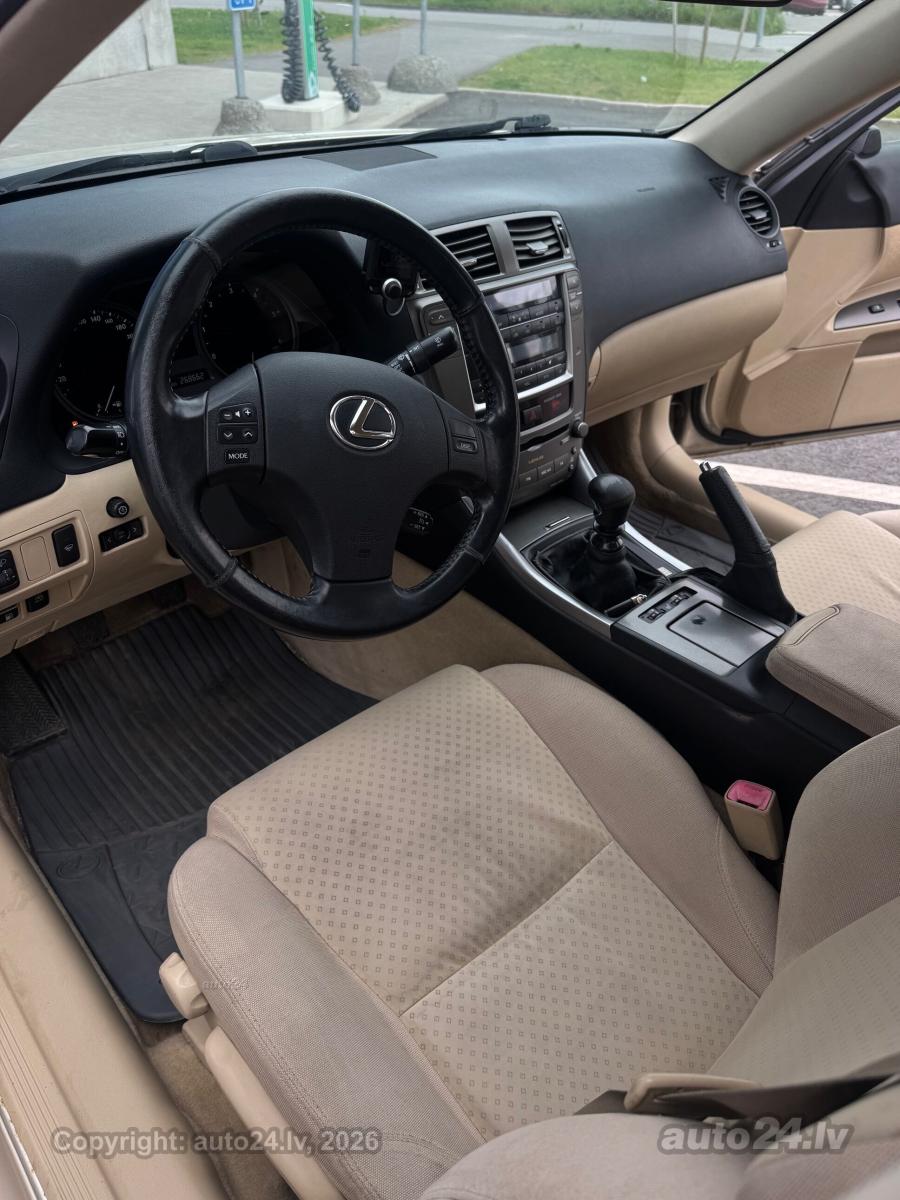 Lexus IS 2006 Tallina, ar dzinēja tilpumu 2.20 L un nobraukumu 268 tūkst. km par 2398 €, foto 11 vietnē AUTOMOTO.COM.LV