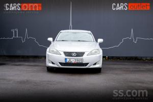 Lexus IS 2006 in Riga, with an engine capacity of 2.20 L and mileage of 355 thousand km for 4490 €, photo 3 on AUTOMOTO.COM.LV
