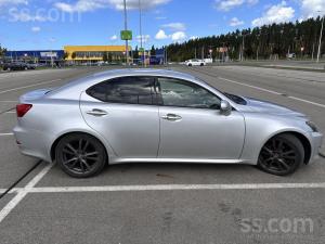 Lexus IS 2006 in Riga, with an engine capacity of 2.50 L and mileage of 142 thousand km for 4500 €, photo 7 on AUTOMOTO.COM.LV