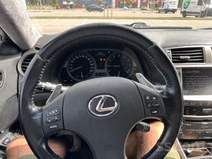 Lexus IS 2006 in Riga, with an engine capacity of 2.50 L and mileage of 142 thousand km for 4500 €, photo 9 on AUTOMOTO.COM.LV