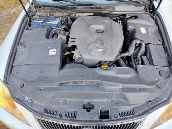Lexus IS 2006 in Jelgava, with an engine capacity of 2.20 L and mileage of 336 thousand km for 1800 €, photo 10 on AUTOMOTO.COM.LV