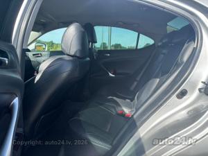 Lexus IS 2006 in Narva, with an engine capacity of 2.50 L and mileage of 340 thousand km for 2990 €, photo 8 on AUTOMOTO.COM.LV