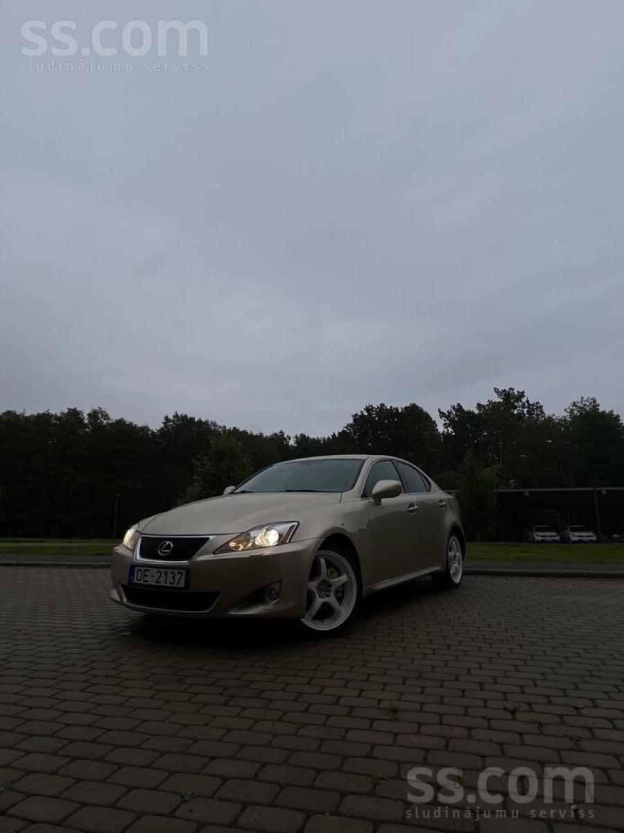 Lexus IS 2006 Talsi, ar dzinēja tilpumu 2.20 L un nobraukumu 290 tūkst. km par 10000 €, foto 3 vietnē AUTOMOTO.COM.LV