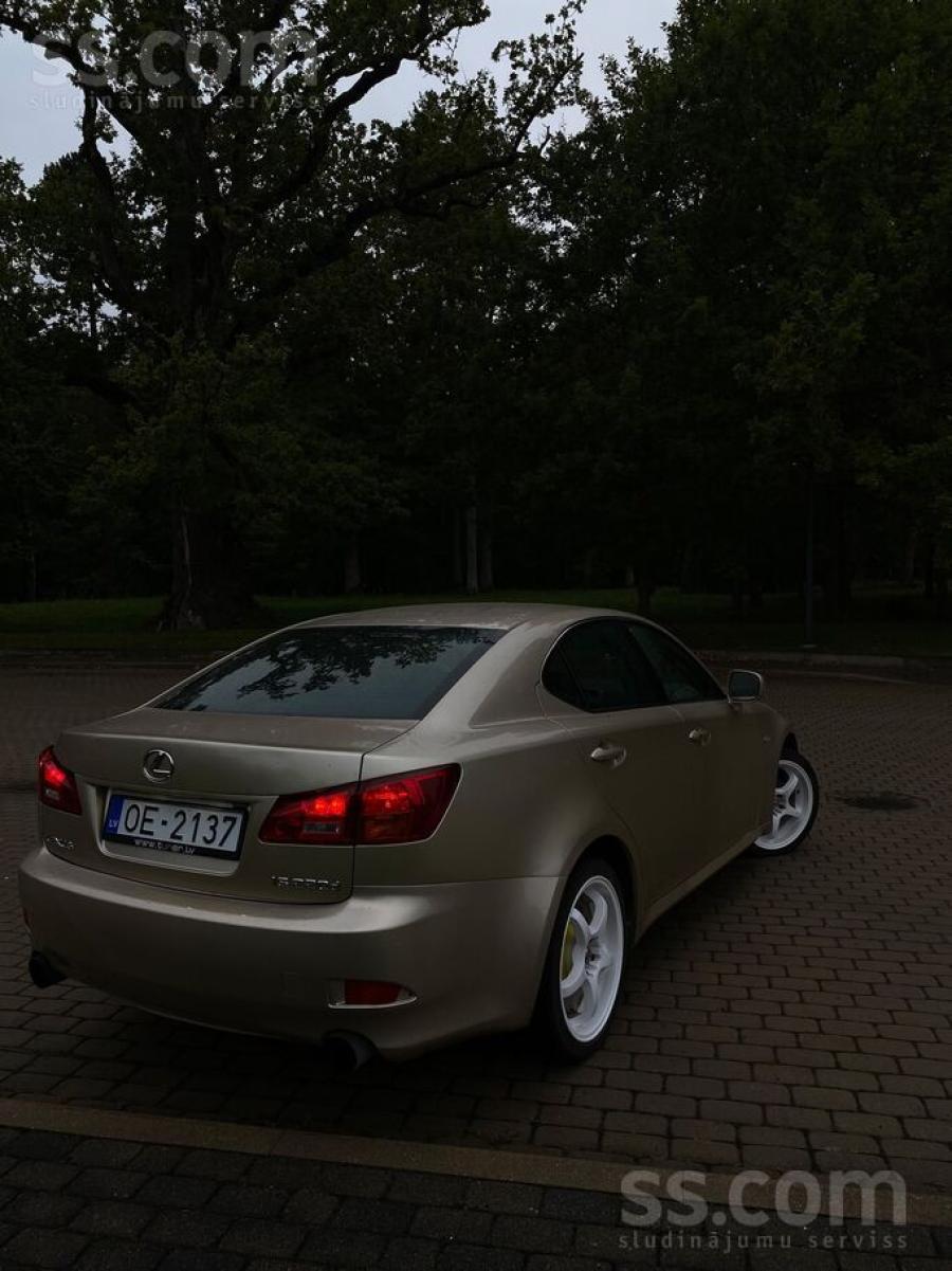 Lexus IS 2006 Talsi, ar dzinēja tilpumu 2.20 L un nobraukumu 290 tūkst. km par 10000 €, foto 6 vietnē AUTOMOTO.COM.LV
