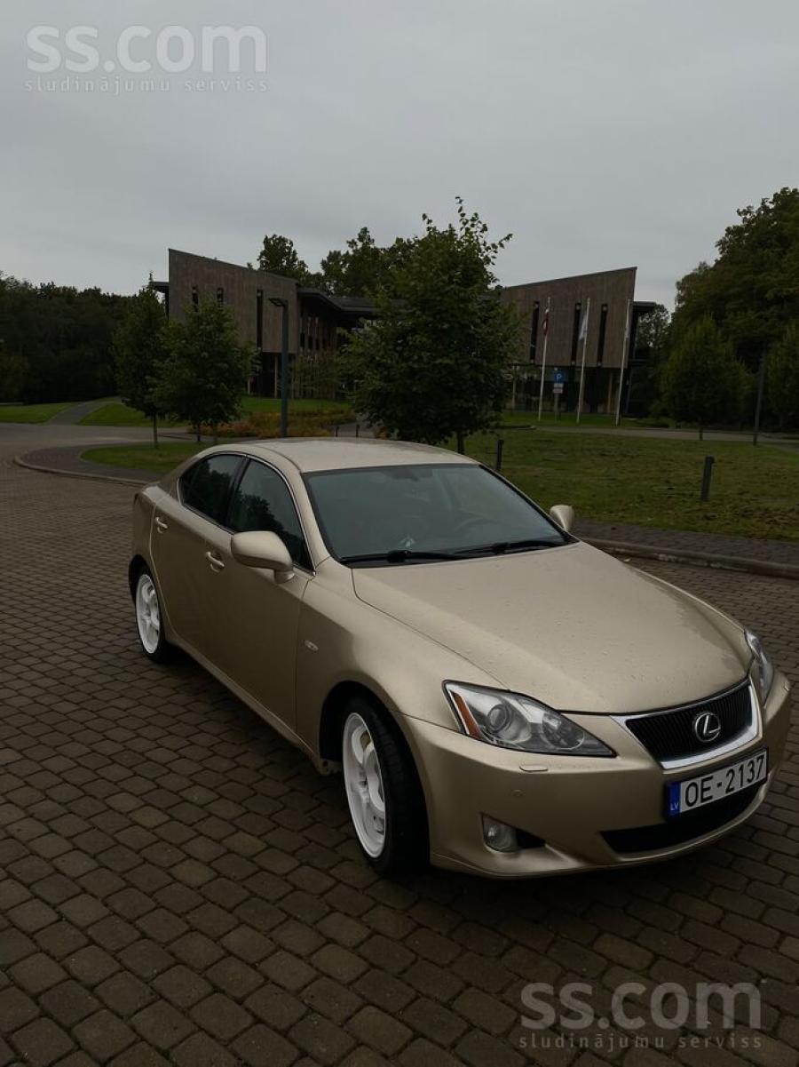 Lexus IS 2006 Talsi, ar dzinēja tilpumu 2.20 L un nobraukumu 290 tūkst. km par 10000 €, foto 7 vietnē AUTOMOTO.COM.LV