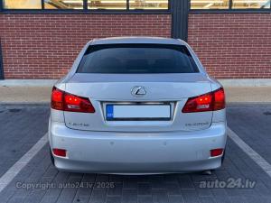 Lexus IS 2006 Tallina, ar dzinēja tilpumu 2.20 L un nobraukumu 277 tūkst. km par 4500 €, foto 5 vietnē AUTOMOTO.COM.LV