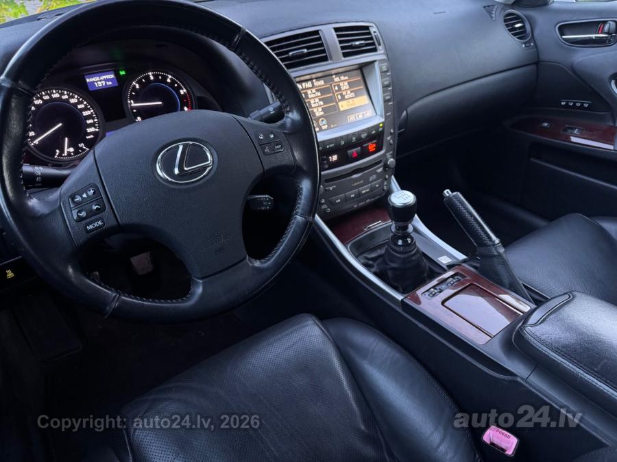 Lexus IS 2006 Tallina, ar dzinēja tilpumu 2.20 L un nobraukumu 277 tūkst. km par 4500 €, foto 6 vietnē AUTOMOTO.COM.LV