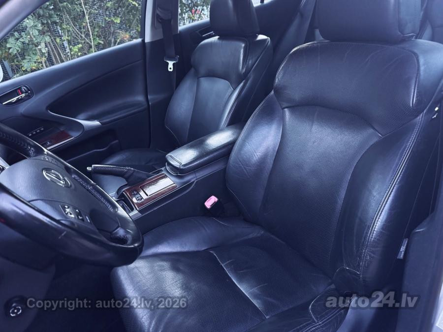 Lexus IS 2006 Tallina, ar dzinēja tilpumu 2.20 L un nobraukumu 277 tūkst. km par 4500 €, foto 8 vietnē AUTOMOTO.COM.LV