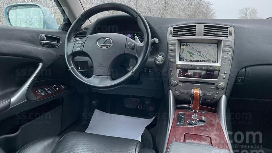 Lexus IS 2007 Rīga, ar dzinēja tilpumu 2.50 L un nobraukumu 150 tūkst. km par 4700 €, foto 12 vietnē AUTOMOTO.COM.LV