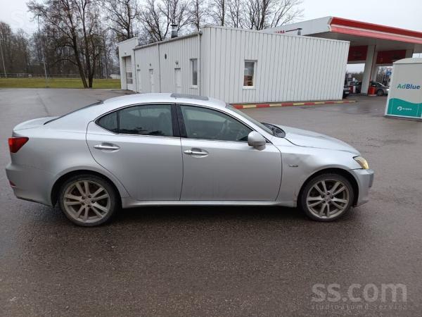 Лексус ИС 2007 в Екабпилс, объемом двигателя 2.20 л и пробегом 303 тыс. км за 1700 €, фото 4 на AUTOMOTO.COM.LV