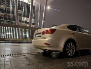 Lexus IS 2007 in Dobele, with an engine capacity of 2.20 L and mileage of 392 thousand km for 2500 €, photo 4 on AUTOMOTO.COM.LV
