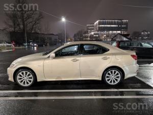 Lexus IS 2007 in Dobele, with an engine capacity of 2.20 L and mileage of 392 thousand km for 2500 €, photo 5 on AUTOMOTO.COM.LV