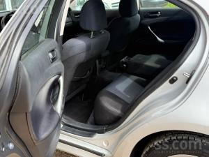 Lexus IS 2007 in Riga, with an engine capacity of 2.20 L and mileage of 318 thousand km for 2400 €, photo 11 on AUTOMOTO.COM.LV