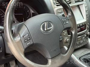 Lexus IS 2007 in Riga, with an engine capacity of 2.20 L and mileage of 318 thousand km for 2400 €, photo 13 on AUTOMOTO.COM.LV