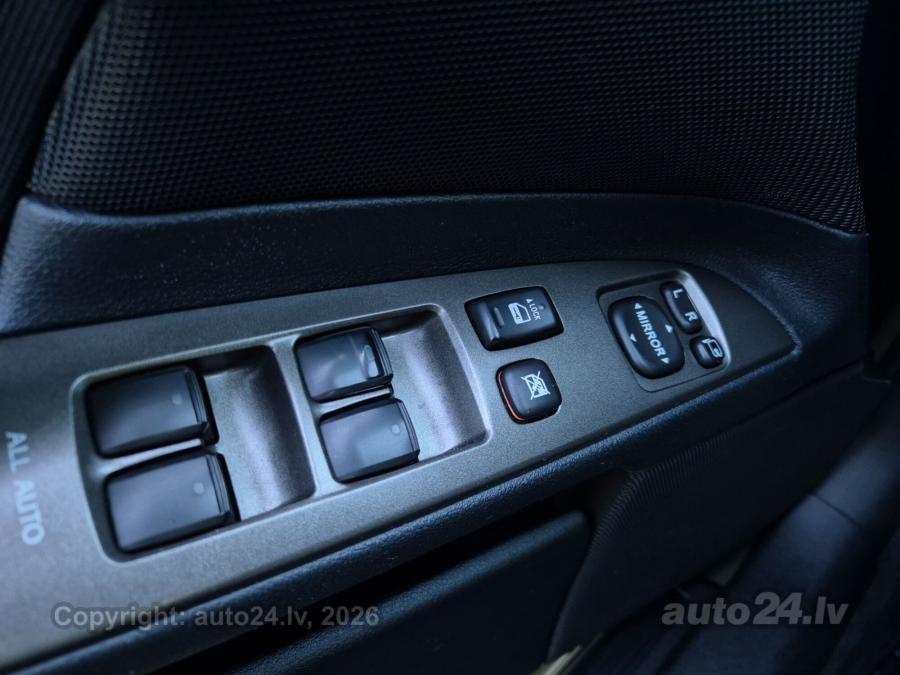 Lexus IS 2007 in Tallinn, with an engine capacity of 2.50 L and mileage of 236 thousand km for 4900 €, photo 14 on AUTOMOTO.COM.LV