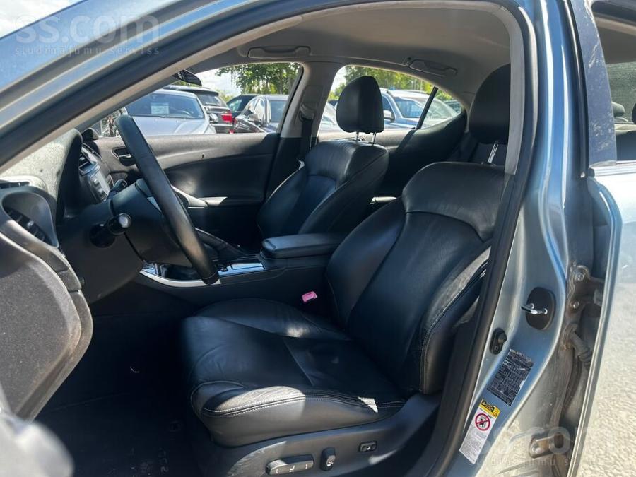 Lexus IS 2007 Jelgava, ar dzinēja tilpumu 2.20 L un nobraukumu 0 tūkst. km par 2300 €, foto 8 vietnē AUTOMOTO.COM.LV