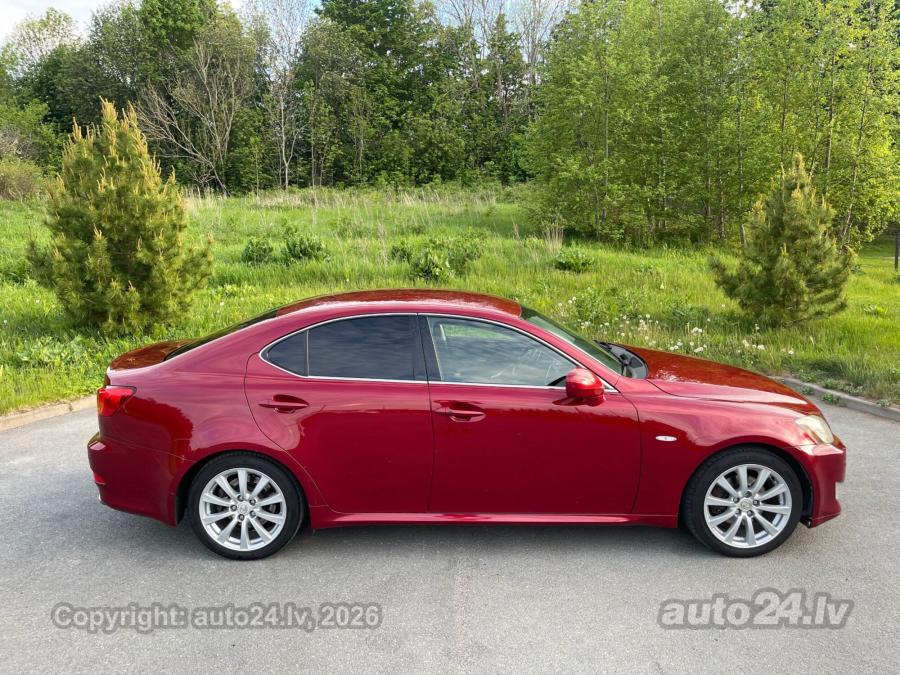 Lexus IS 2008 Tallina, ar dzinēja tilpumu 2.50 L un nobraukumu 260 tūkst. km par 4600 €, foto 8 vietnē AUTOMOTO.COM.LV