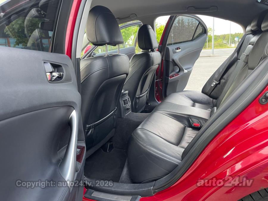 Lexus IS 2008 Tallina, ar dzinēja tilpumu 2.50 L un nobraukumu 260 tūkst. km par 4600 €, foto 27 vietnē AUTOMOTO.COM.LV