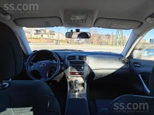 Лексус ИС 2008 в Рига, объемом двигателя 2.50 л и пробегом 163 тыс. км за 4000 €, фото 9 на AUTOMOTO.COM.LV