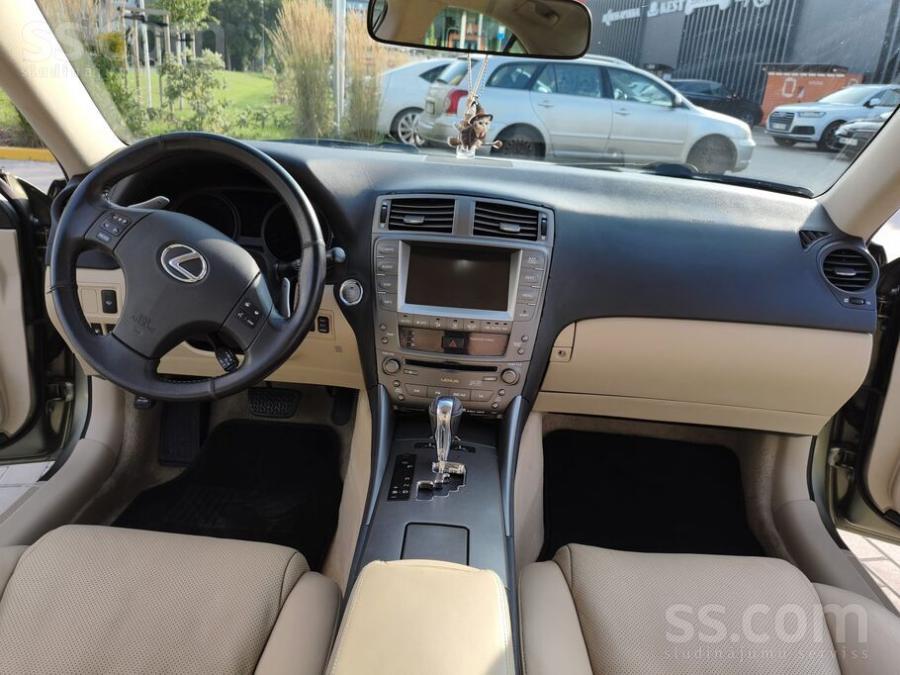 Lexus IS 2008 in Riga, with an engine capacity of 2.50 L and mileage of 280 thousand km for 5500 €, photo 14 on AUTOMOTO.COM.LV