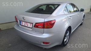 Lexus IS 2009 in Ogre, with an engine capacity of 2.20 L and mileage of 206 thousand km for 4550 €, photo 5 on AUTOMOTO.COM.LV