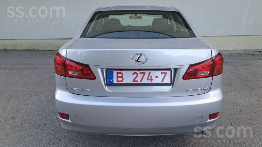 Lexus IS 2009 in Ogre, with an engine capacity of 2.20 L and mileage of 206 thousand km for 4550 €, photo 7 on AUTOMOTO.COM.LV