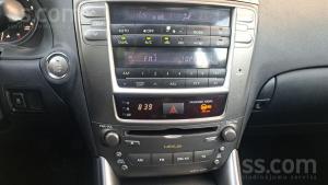 Lexus IS 2009 in Ogre, with an engine capacity of 2.20 L and mileage of 206 thousand km for 4550 €, photo 13 on AUTOMOTO.COM.LV