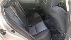 Lexus IS 2009 in Ogre, with an engine capacity of 2.20 L and mileage of 206 thousand km for 4550 €, photo 18 on AUTOMOTO.COM.LV