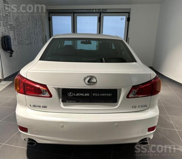 Lexus IS 2009 Rīga, ar dzinēja tilpumu 2.50 L un nobraukumu 174 tūkst. km par 6790 €, foto 3 vietnē AUTOMOTO.COM.LV