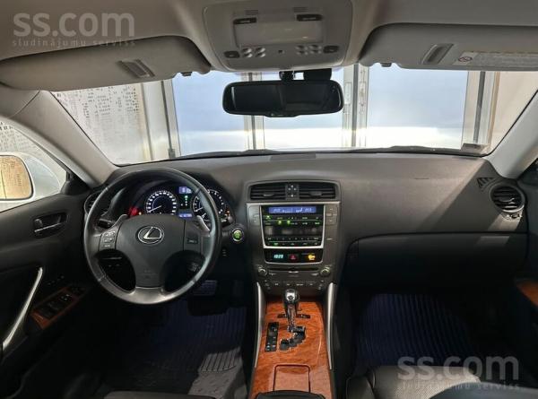 Lexus IS 2009 Rīga, ar dzinēja tilpumu 2.50 L un nobraukumu 174 tūkst. km par 6790 €, foto 6 vietnē AUTOMOTO.COM.LV