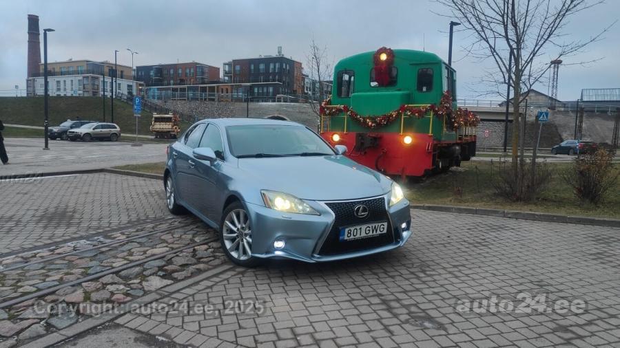 Lexus IS 2010 Tallina, ar dzinēja tilpumu 2.50 L un nobraukumu 171 tūkst. km par 7999 €, foto 12 vietnē AUTOMOTO.COM.LV