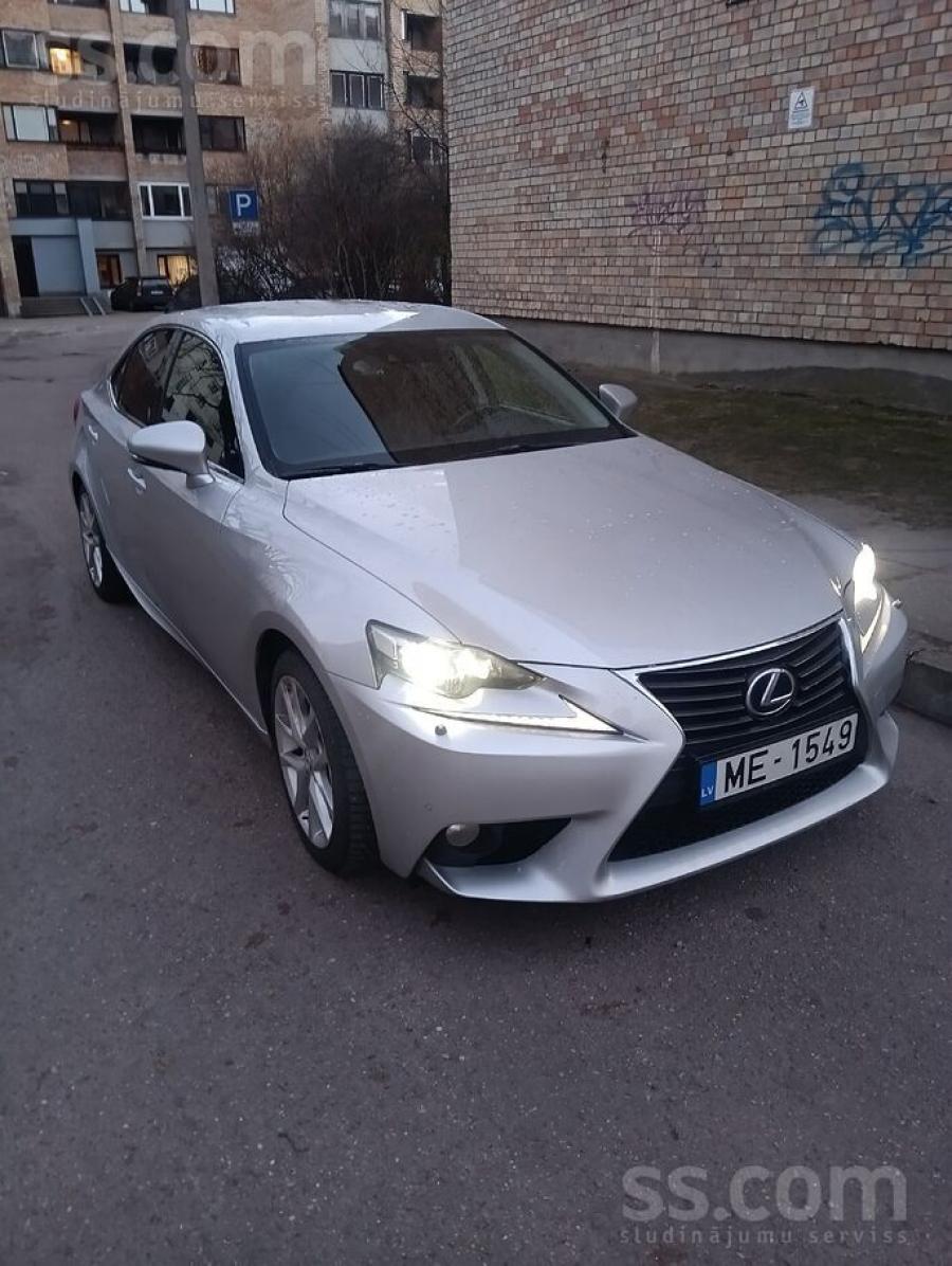 Lexus IS 2013 in Riga, with an engine capacity of 2.50 L and mileage of 251 thousand km for 13333 €, photo 1 on AUTOMOTO.COM.LV