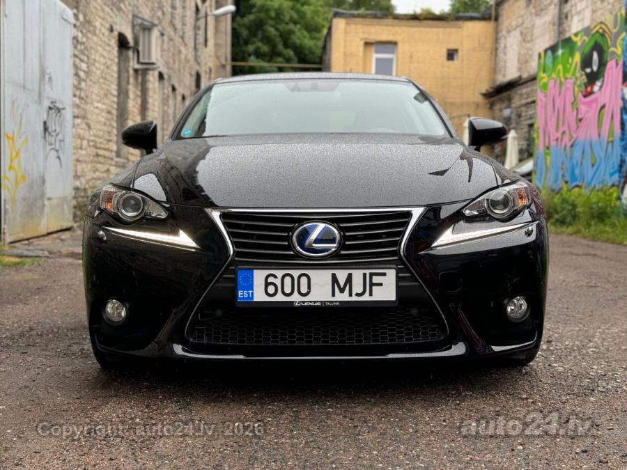 Lexus IS 2013 in Tallinn, with an engine capacity of 2.50 L and mileage of 124 thousand km for 15990 €, photo 3 on AUTOMOTO.COM.LV