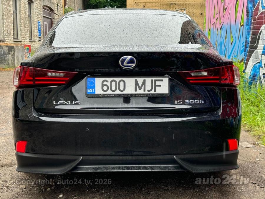 Lexus IS 2013 in Tallinn, with an engine capacity of 2.50 L and mileage of 124 thousand km for 15990 €, photo 5 on AUTOMOTO.COM.LV