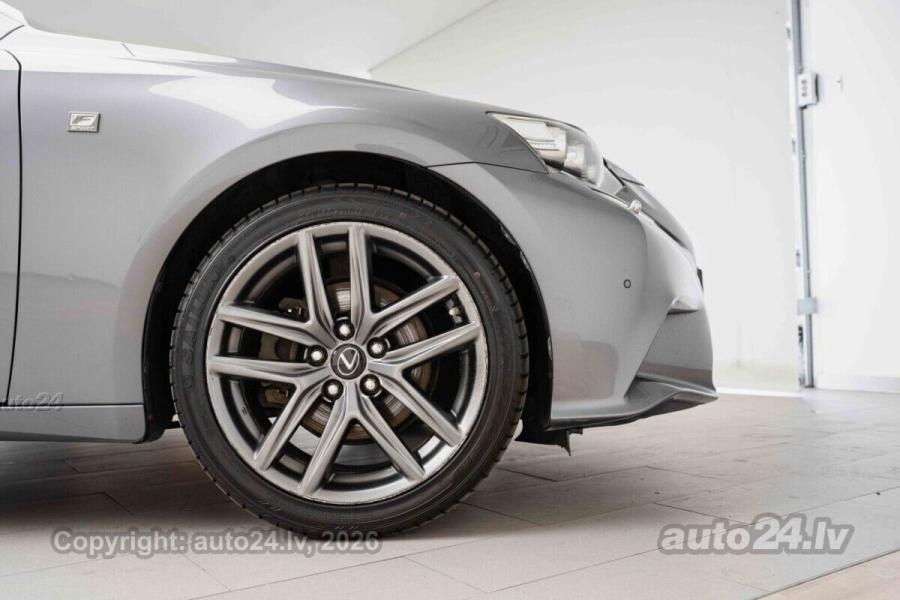 Lexus IS 2014 Tallina, ar dzinēja tilpumu 2.50 L un nobraukumu 270 tūkst. km par 12800 €, foto 15 vietnē AUTOMOTO.COM.LV