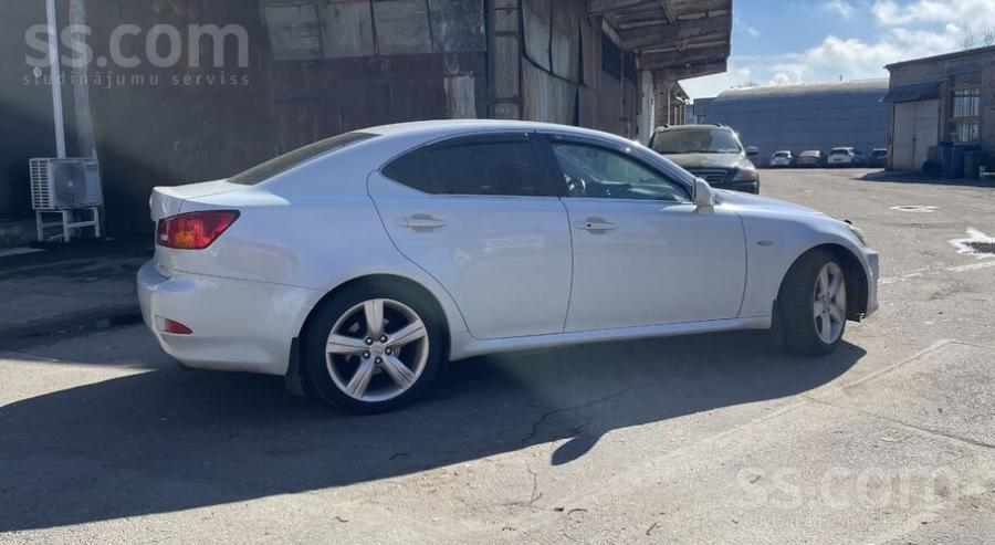 Balts Lexus IS 2006 Rīga, ar dzinēja tilpumu 2.20 L un nobraukumu 324 tūkst. km par 3550 €, foto 7 vietnē AUTOMOTO.COM.LV
