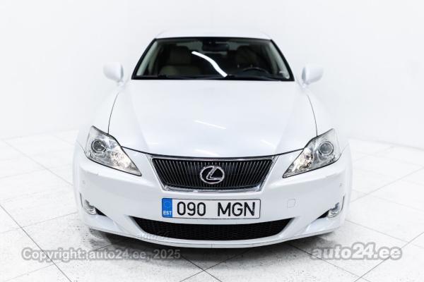 Balts Lexus IS 2006 Tallina, ar dzinēja tilpumu 2.50 L un nobraukumu 258 tūkst. km par 3999 €, foto 2 vietnē AUTOMOTO.COM.LV