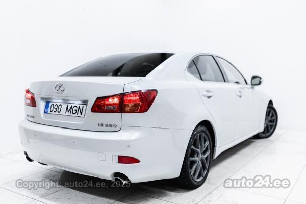 Balts Lexus IS 2006 Tallina, ar dzinēja tilpumu 2.50 L un nobraukumu 258 tūkst. km par 3999 €, foto 6 vietnē AUTOMOTO.COM.LV