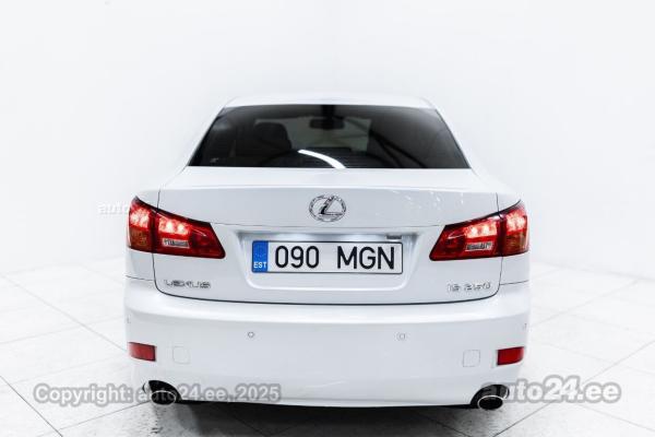 Balts Lexus IS 2006 Tallina, ar dzinēja tilpumu 2.50 L un nobraukumu 258 tūkst. km par 3999 €, foto 7 vietnē AUTOMOTO.COM.LV
