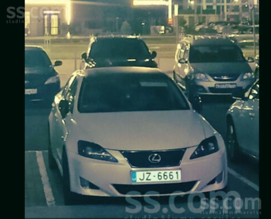 Balts Lexus IS 2006 Daugavpils, ar dzinēja tilpumu 2.50 L un nobraukumu 0 tūkst. km par 3800 €, foto 3 vietnē AUTOMOTO.COM.LV