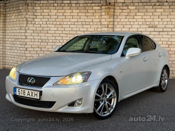 Balts Lexus IS 2006 Tallina, ar dzinēja tilpumu 2.50 L un nobraukumu 198 tūkst. km par 6990 €, foto 1 vietnē AUTOMOTO.COM.LV