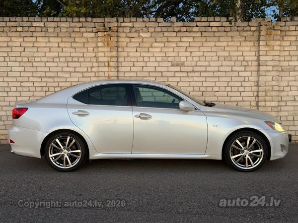 Balts Lexus IS 2006 Tallina, ar dzinēja tilpumu 2.50 L un nobraukumu 198 tūkst. km par 6990 €, foto 5 vietnē AUTOMOTO.COM.LV